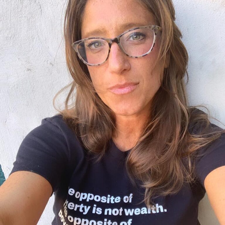 About Us - Breaking Bread Community